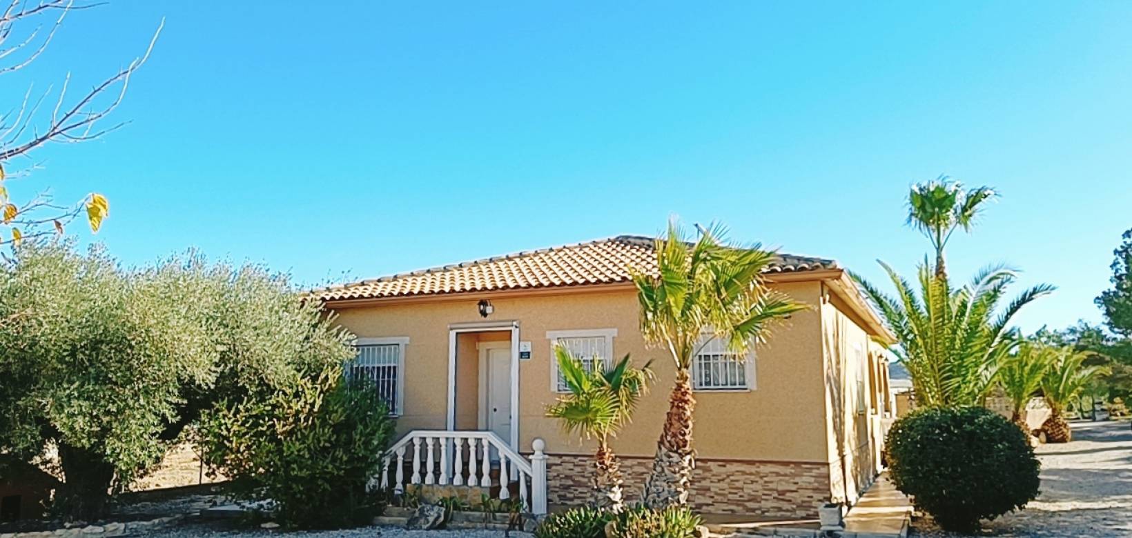 Encantadora villa con piscina